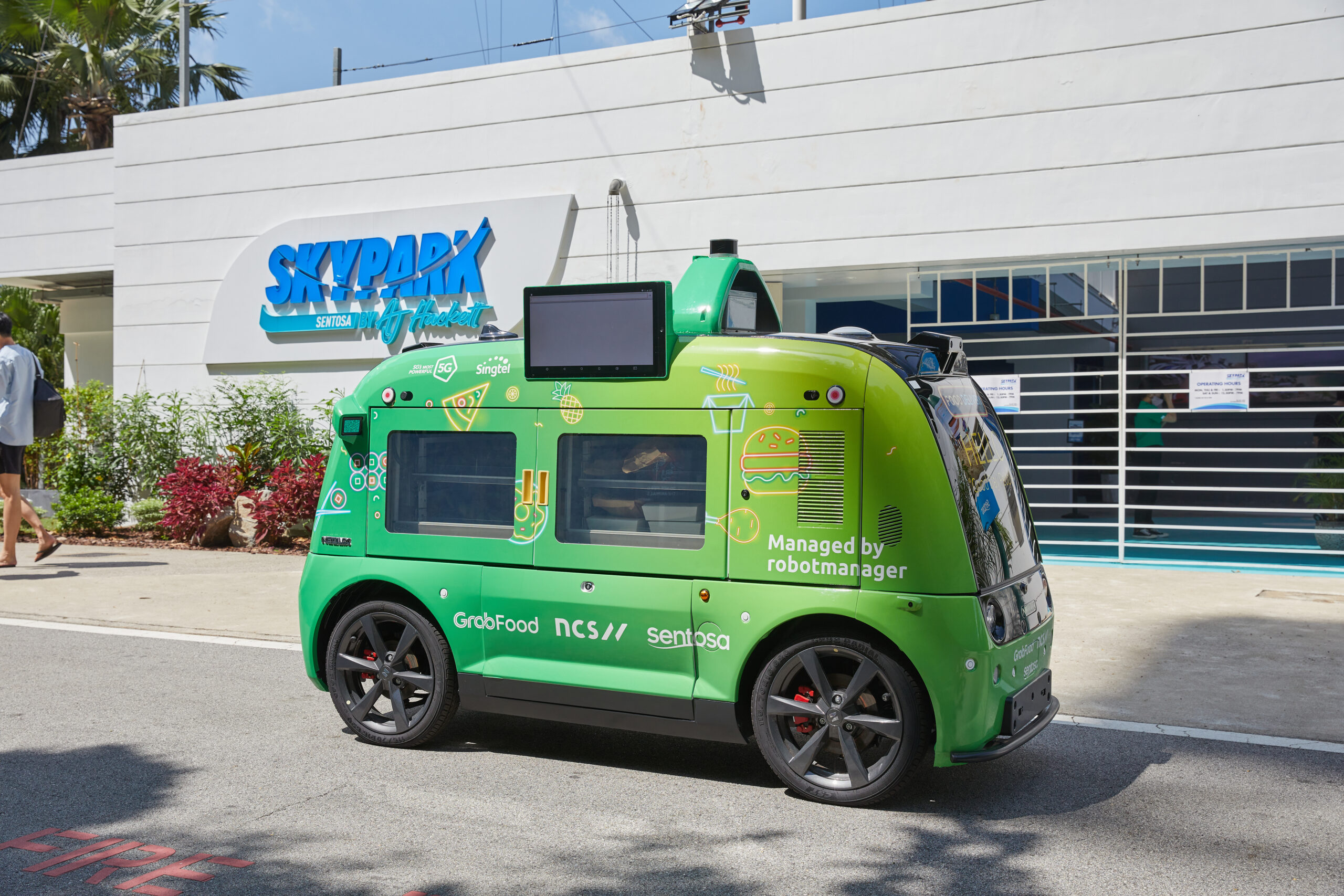 Grab, NCS to pilot autonomous vehicle robot food delivery service in ...