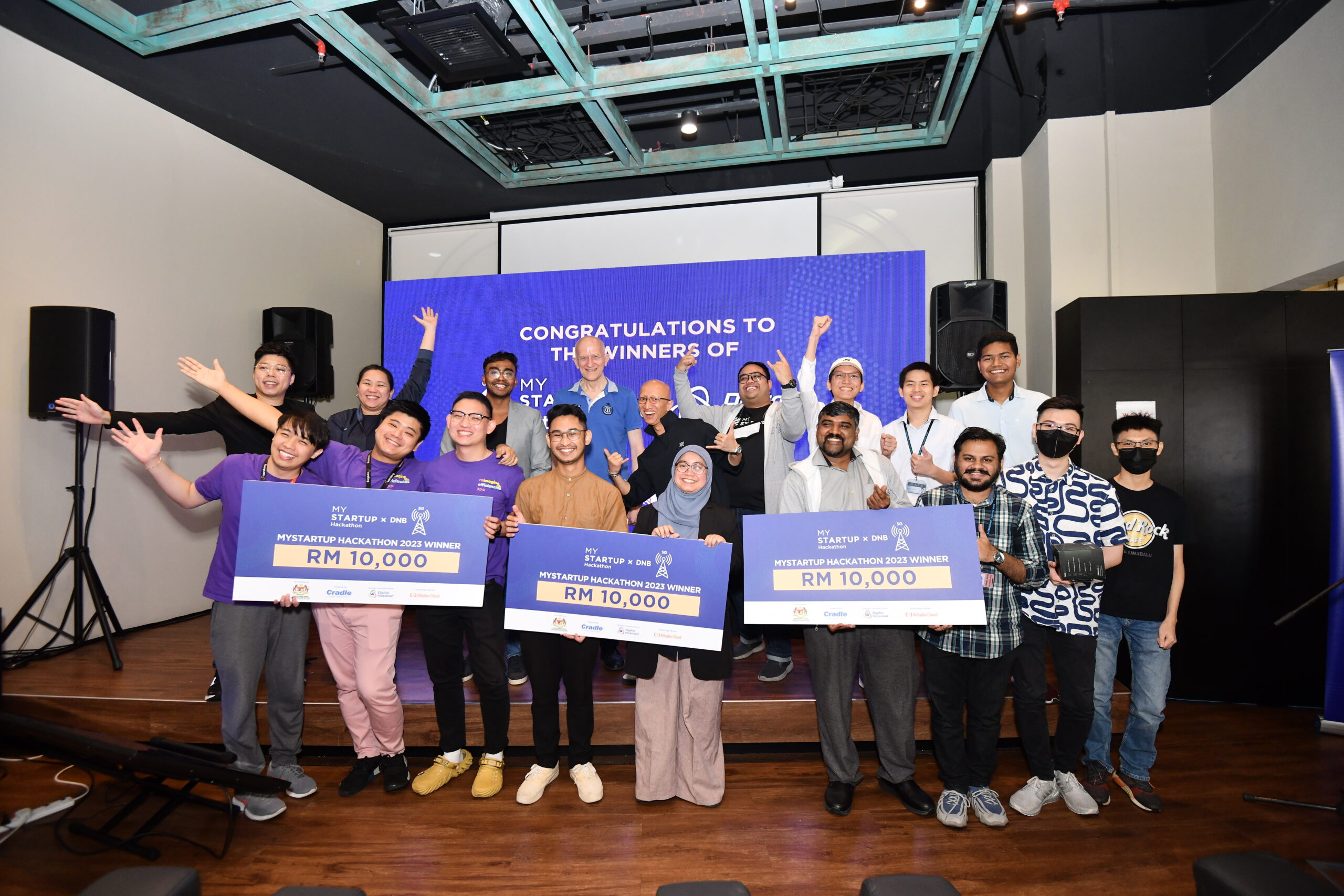 MYStartup, DNB announce winners for MYStartup Hackathon 2022 - TNGlobal