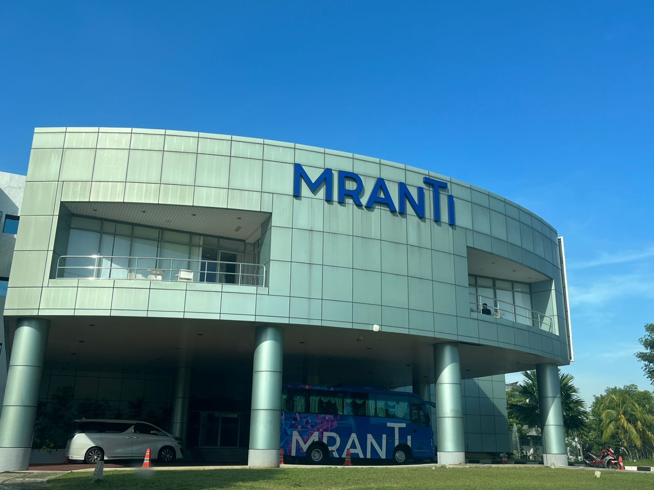 Soon To Be Rebranded Mranti To Focus On Dronetech And Robotics Healthtech Argitech Autonomous