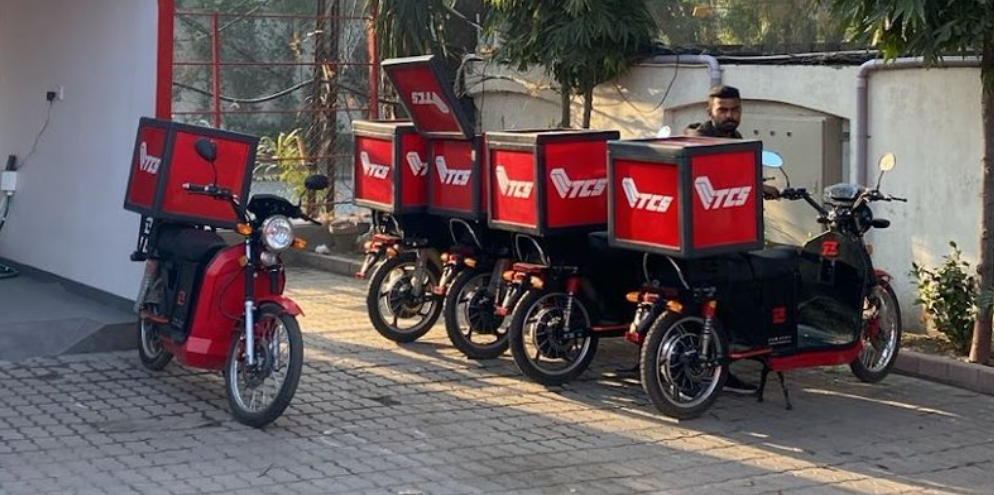 Zyp Technologies launches EVs with battery swap stations in Pakistan ...