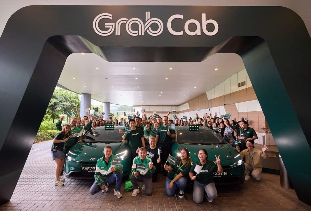 Grab officially launches taxi in Singapore - TNGlobal